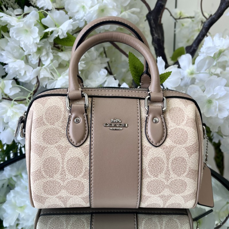 تفاصيل المنتج COACH-76 - FemmeForYou