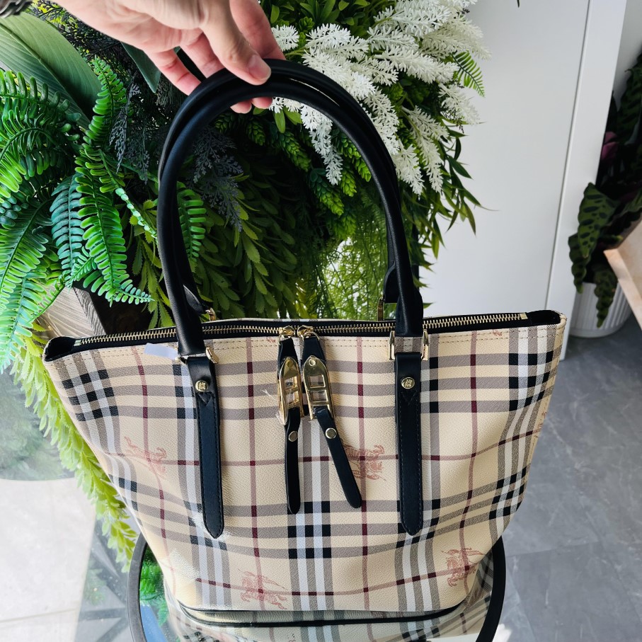 تفاصيل المنتج BB-1 - FemmeForYou