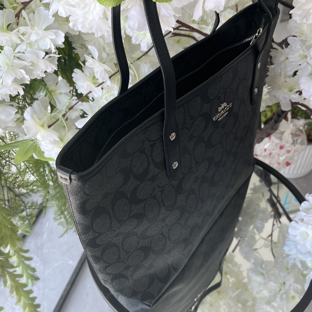 تفاصيل المنتج COACH-35 - FemmeForYou