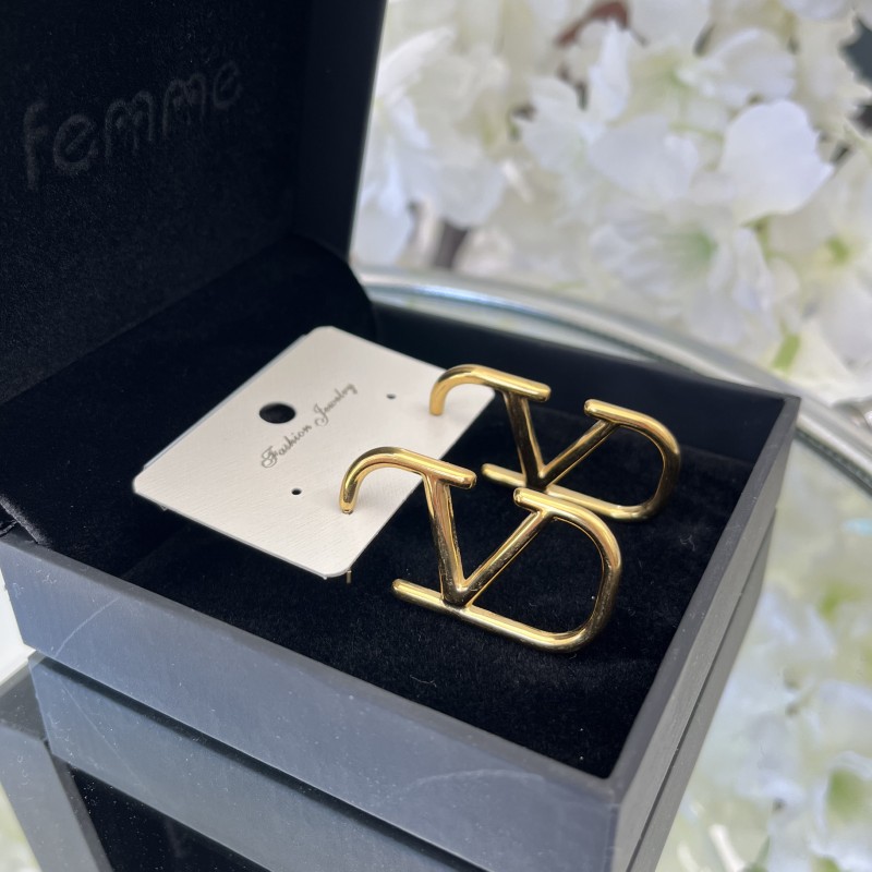 تفاصيل المنتج حلق Valntino -4 - FemmeForYou